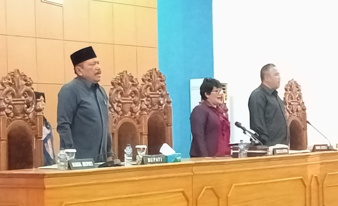 Paripurna DPRD BU Penyampaian Tentang Nota Pengantar APBD Tahun Anggaran 2023 - Tubar News